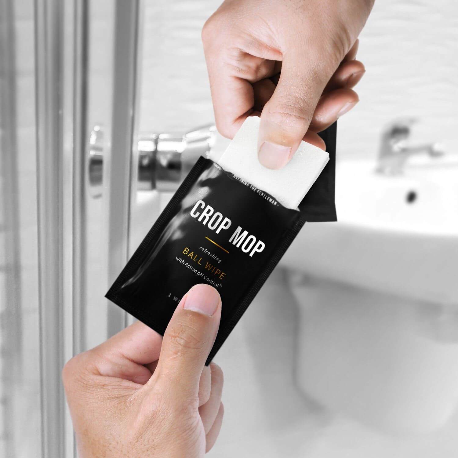 Crop Mop Male Hygiene Wipes MANSCAPED UK