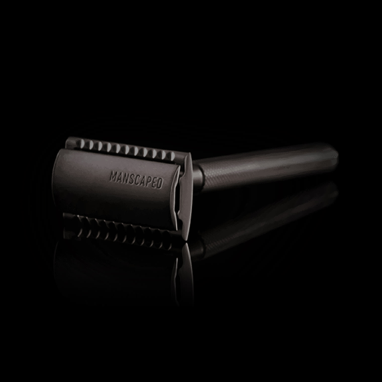 Single-Blade Safety Razor for Men | The Plow® 2.0 | MANSCAPED CA