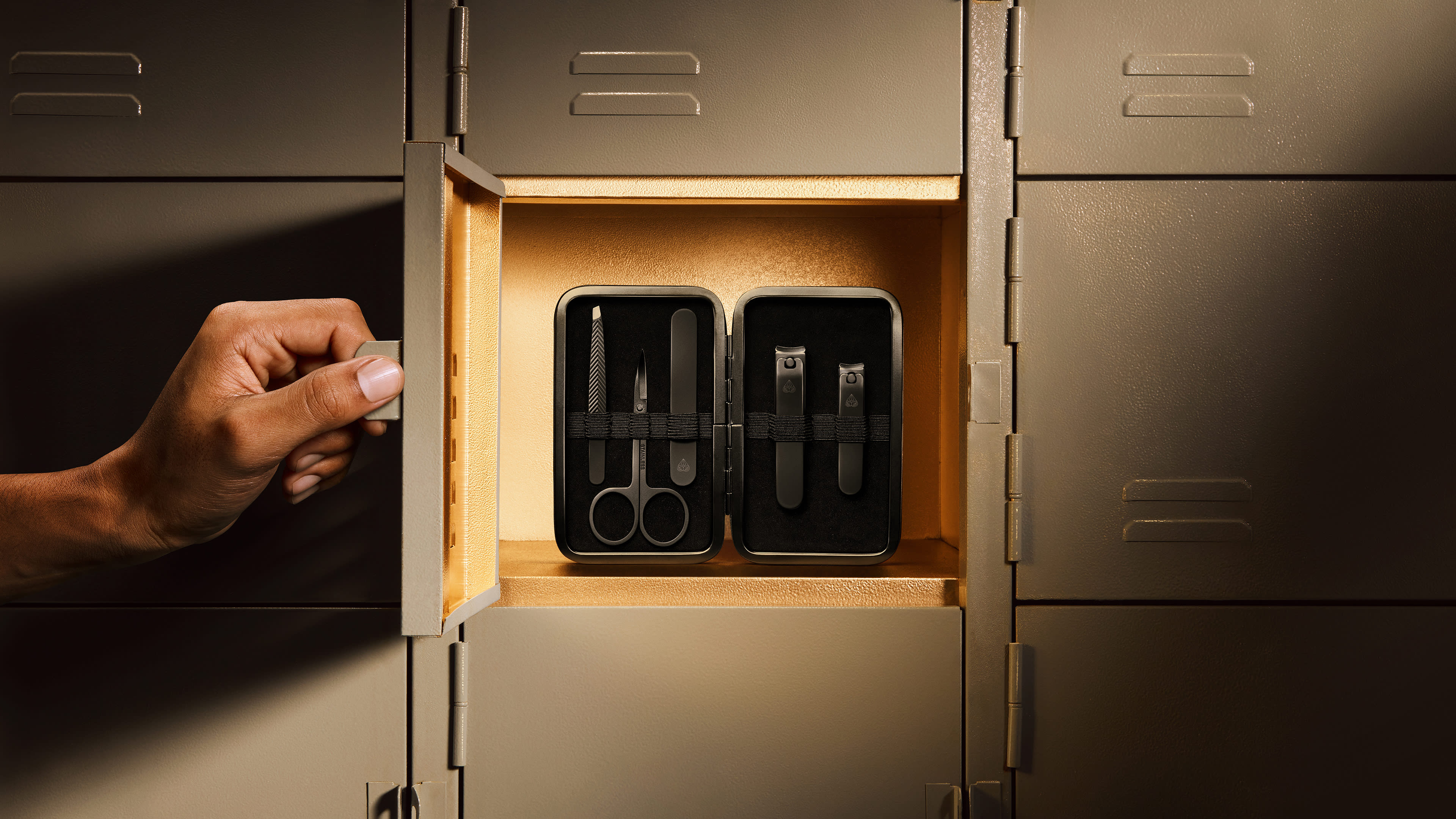 Men's Nail Grooming Kit & Manicure Set | The Shears 3.0 | MANSCAPED US