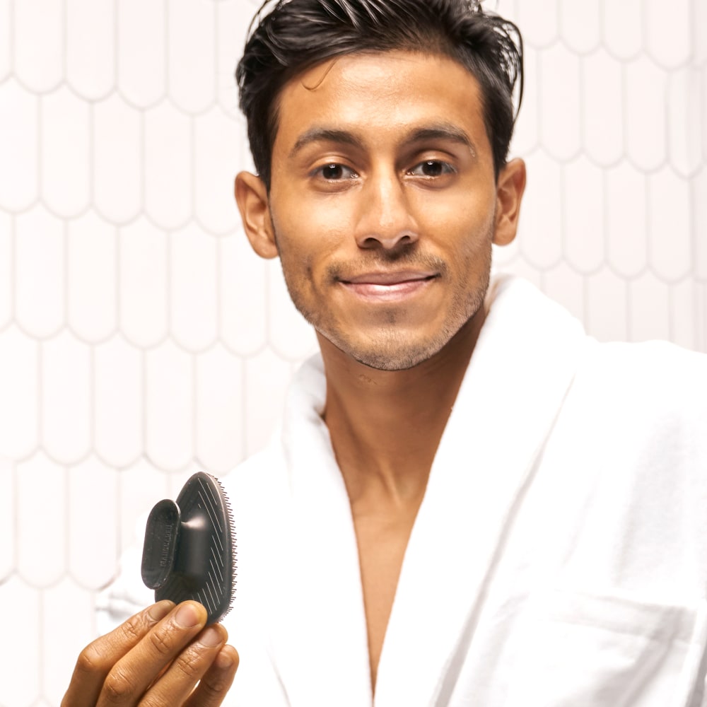 Men's Manual Face Scrubber | The Face Buffer | MANSCAPED US